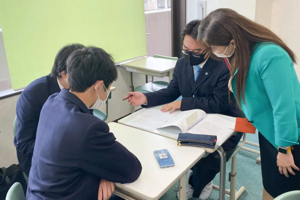 【国際総合】探究学習でQUEST EDUCATIONの企業ミッションに挑みます！ | クラーク記念国際高等学校